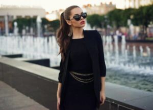 10 Basic Fashion Essentials & Staples For Women