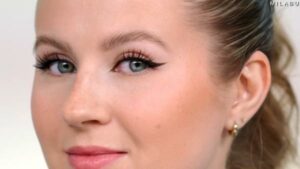 Hooded Eye Makeup Tutorial Step by Step