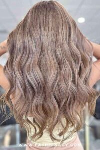 7 Milk Tea Hair Color Ideas