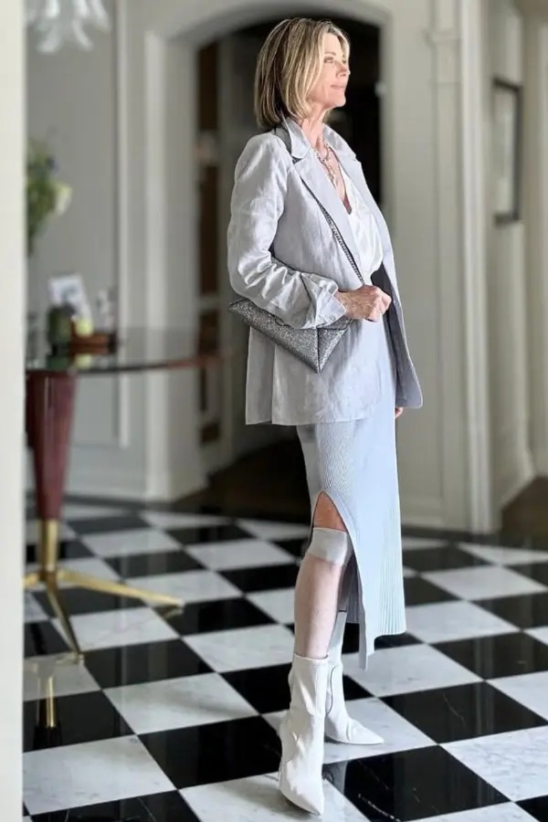 Dressing Over 50: Style and Feeling Good