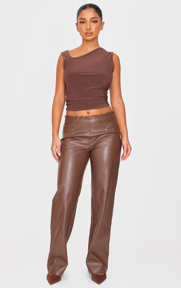Brown Leather Pants Outfit Ideas for Women