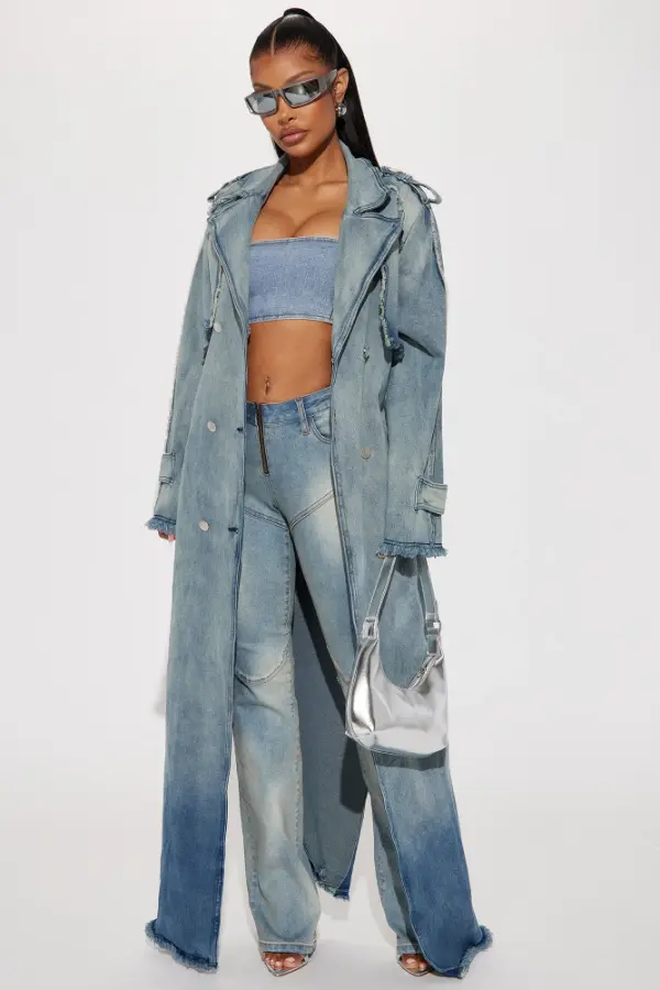 10 Long Denim Jacket Outfit Ideas You’ll Want to Wear