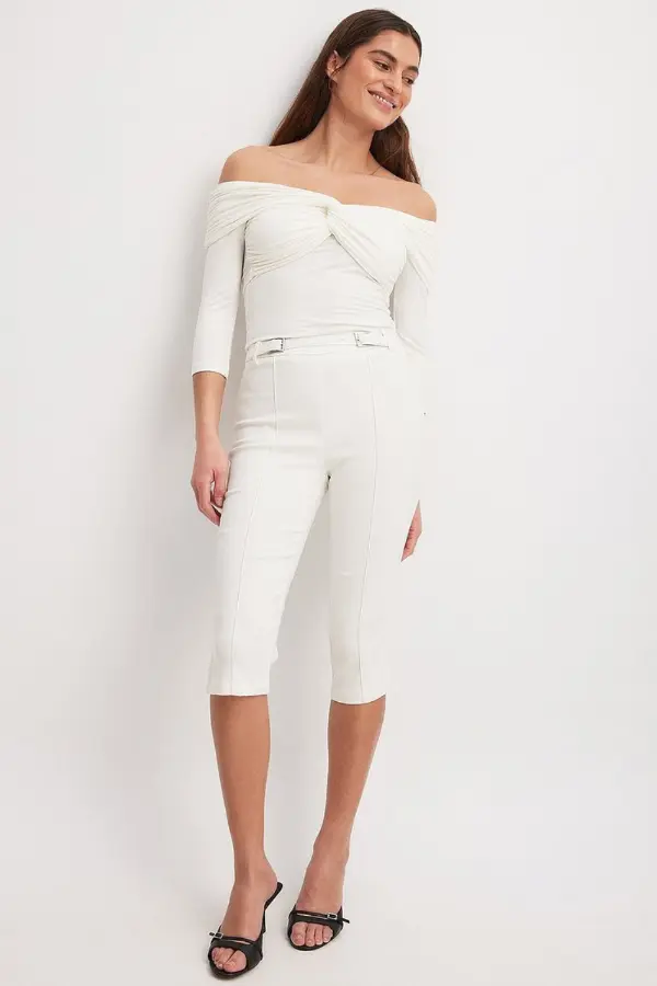 White Capri Outfits: Stylish Ways to Wear Them