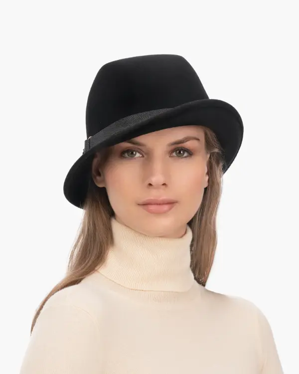 Fall Hats For Women: Styles You’ll Want This Season