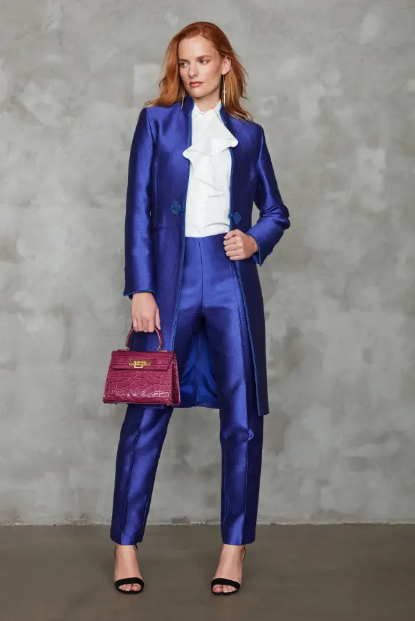 Formal Coats for Women: Styles That Balance Elegance and Function