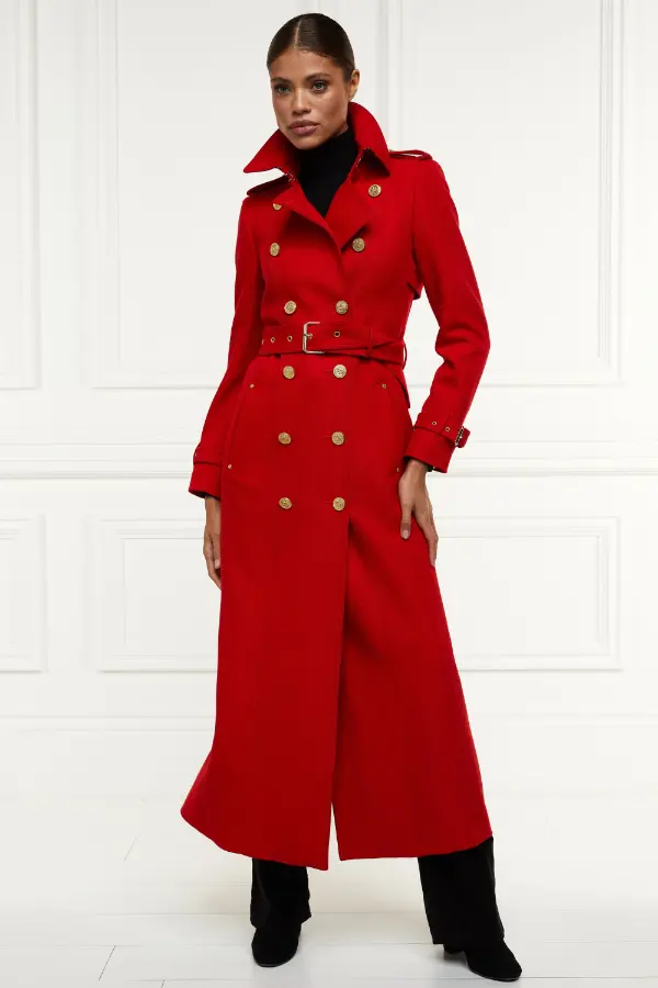 Long Trench Coat Outfits for Women: A Guide to Styling This Classic Piece