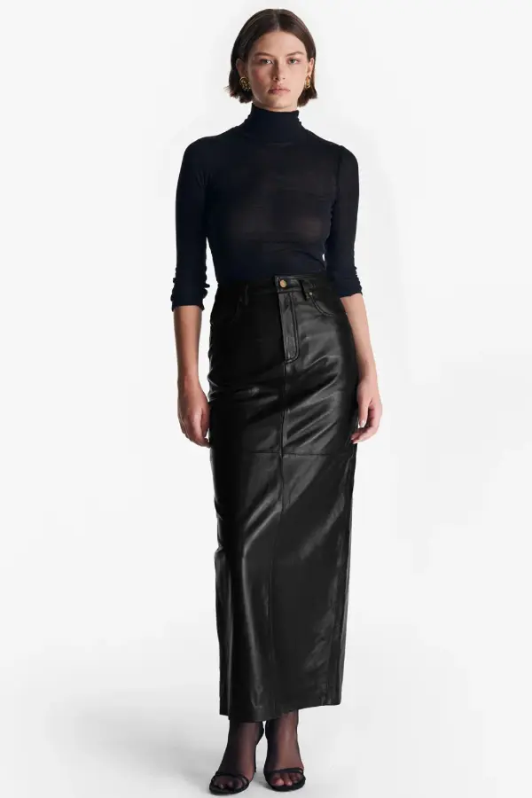 Maxi Leather Skirt Outfit Ideas You’ll Want to Try