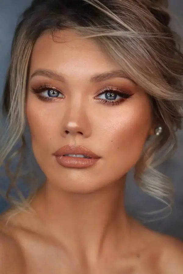 Glam Makeup Look: A Guide to Elevating Your Style