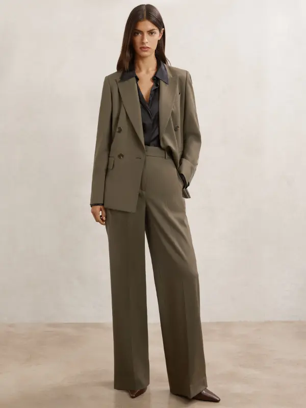 Formal Suits for Women: A Guide to Power Dressing