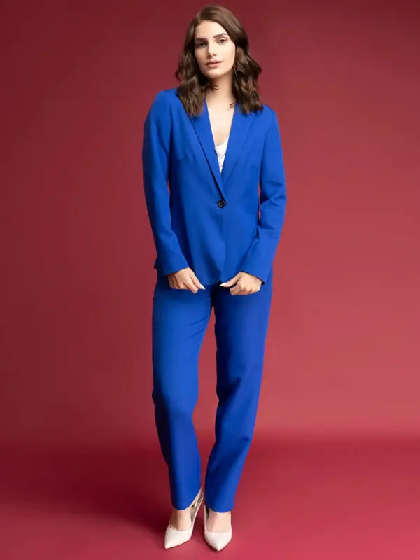 How to Style Blue Pants for Every Season and Occasion