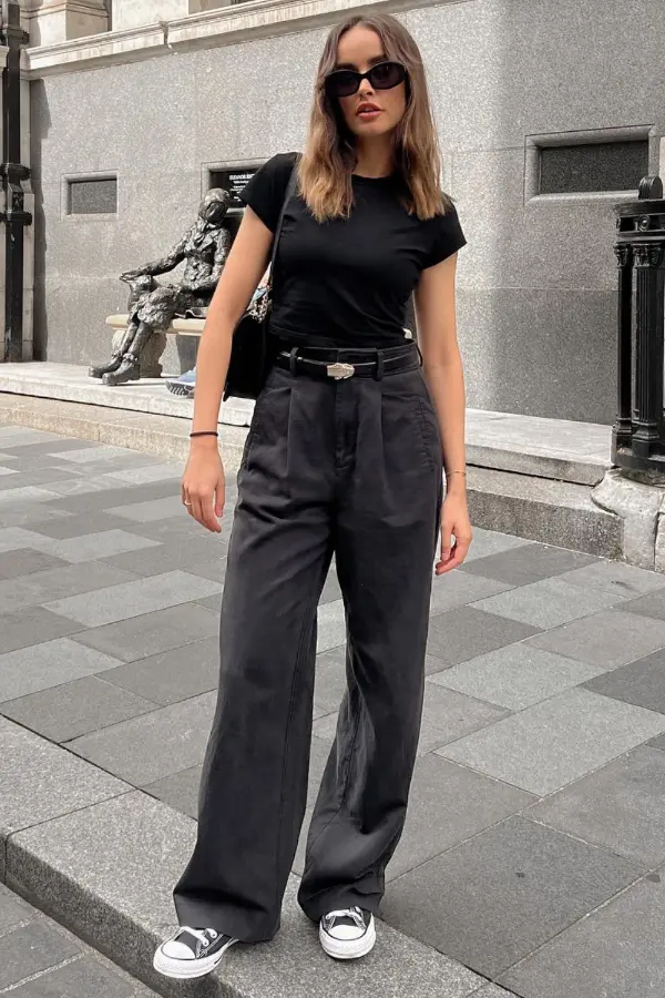 Rectangle Body Shape Outfits: A Guide to Dressing a Straight Silhouette