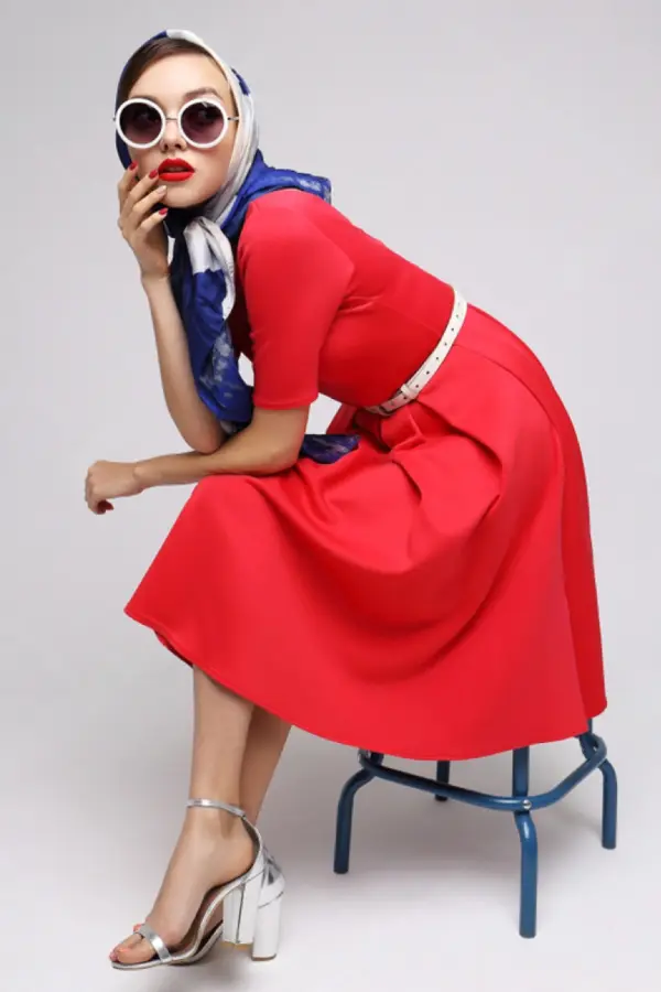 How to Dress Up in Retro Fashion Style: A Simple Guide to Classic Vibes