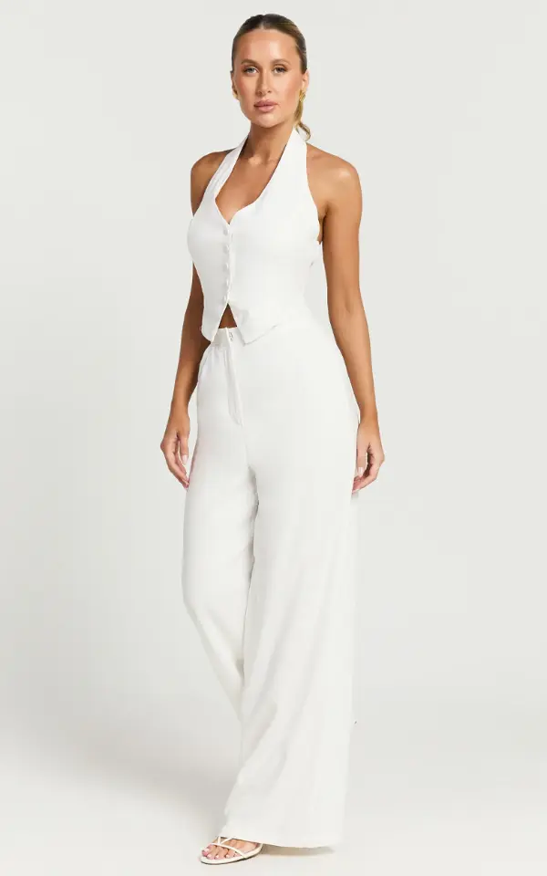 Spring Outfit Ideas That Feel Fresh, Easy, and Put-Together